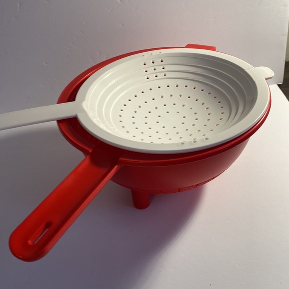 Tupperware | Kitchen | Tupperware Double Strainer | Poshmark